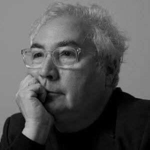Networks of Outrage and Hope Manuel Castells